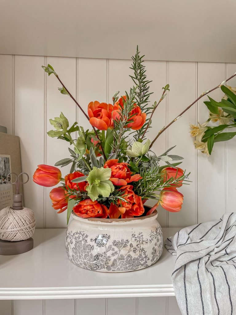 Flower Frog : The Secret to Stunning Floral Arrangements - AMPHIPEDIA